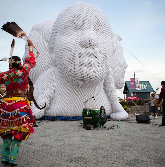 Chicago’s Public Art with the Floating Museum - Chicago Humanities Festival