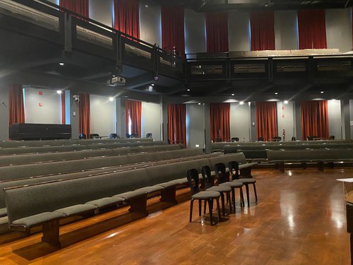 Old Town School of Folk Music - Maurer Concert Hall - Chicago ...